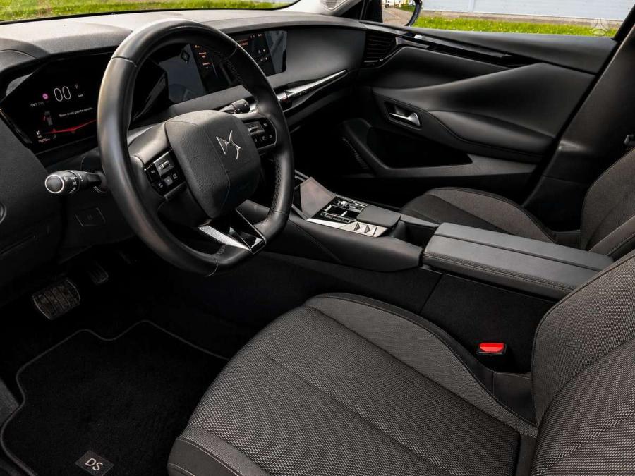 Melns DS 4 2022 Marijampole, ar dzinēja tilpumu 1.20 L un nobraukumu 79 tūkst. km par 16456 €, foto 10 vietnē AUTOMOTO.COM.LV