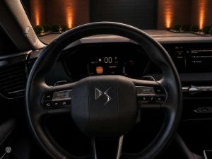 Black DS 4 2022 in Marijampole, with an engine capacity of 1.20 L and mileage of 79 thousand km for 16456 €, photo 13 on AUTOMOTO.COM.LV