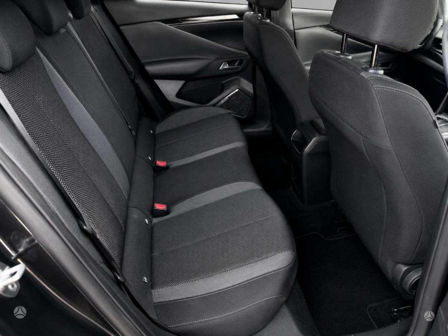 Black DS 4 2022 in Marijampole, with an engine capacity of 1.20 L and mileage of 79 thousand km for 16456 €, photo 19 on AUTOMOTO.COM.LV