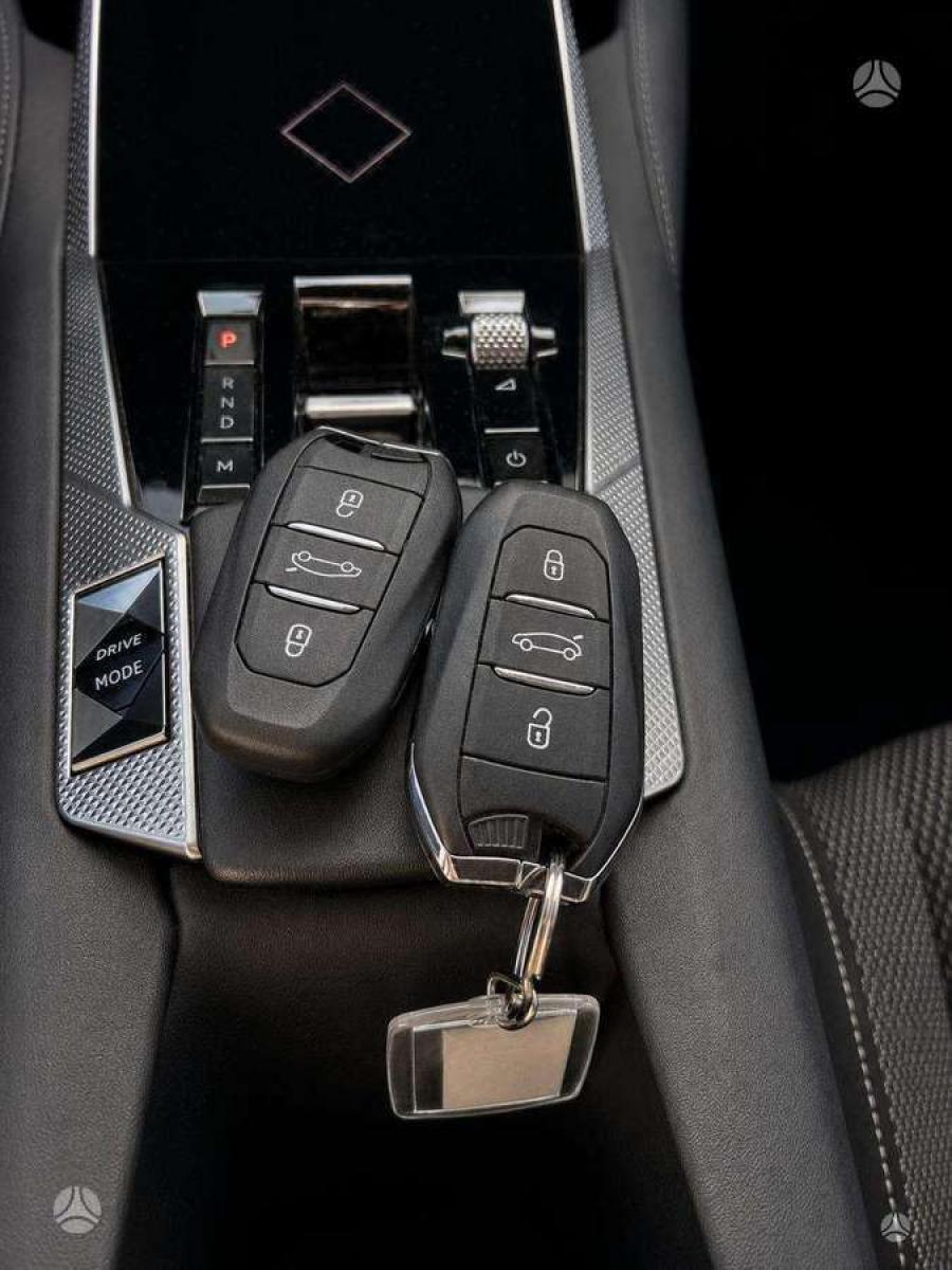 Melns DS 4 2022 Marijampole, ar dzinēja tilpumu 1.20 L un nobraukumu 79 tūkst. km par 16456 €, foto 22 vietnē AUTOMOTO.COM.LV