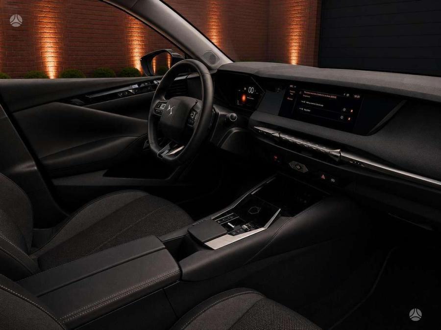 Melns DS 4 2022 Marijampole, ar dzinēja tilpumu 1.20 L un nobraukumu 79 tūkst. km par 16456 €, foto 12 vietnē AUTOMOTO.COM.LV