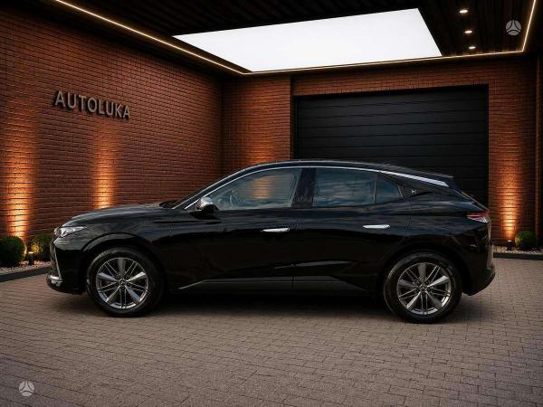 Black DS 4 2022 in Marijampole, with an engine capacity of 1.20 L and mileage of 79 thousand km for 16335 €, photo 8 on AUTOMOTO.COM.LV