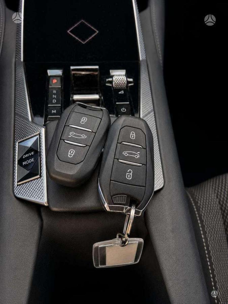 Melns DS 4 2022 Marijampole, ar dzinēja tilpumu 1.20 L un nobraukumu 79 tūkst. km par 16335 €, foto 22 vietnē AUTOMOTO.COM.LV