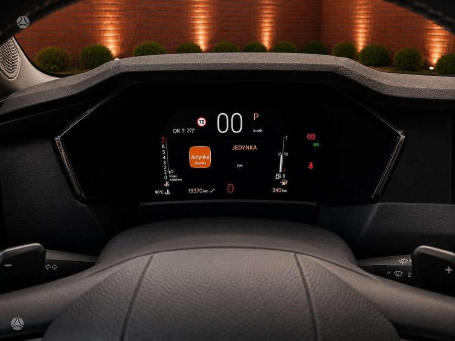 Black DS 4 2022 in Marijampole, with an engine capacity of 1.20 L and mileage of 79 thousand km for 16335 €, photo 14 on AUTOMOTO.COM.LV