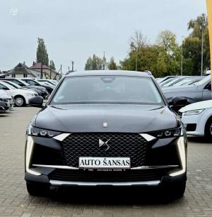 Black DS 4 2022 in Taurage, with an engine capacity of 1.60 L and mileage of 87 thousand km for 19400 €, photo 4 on AUTOMOTO.COM.LV