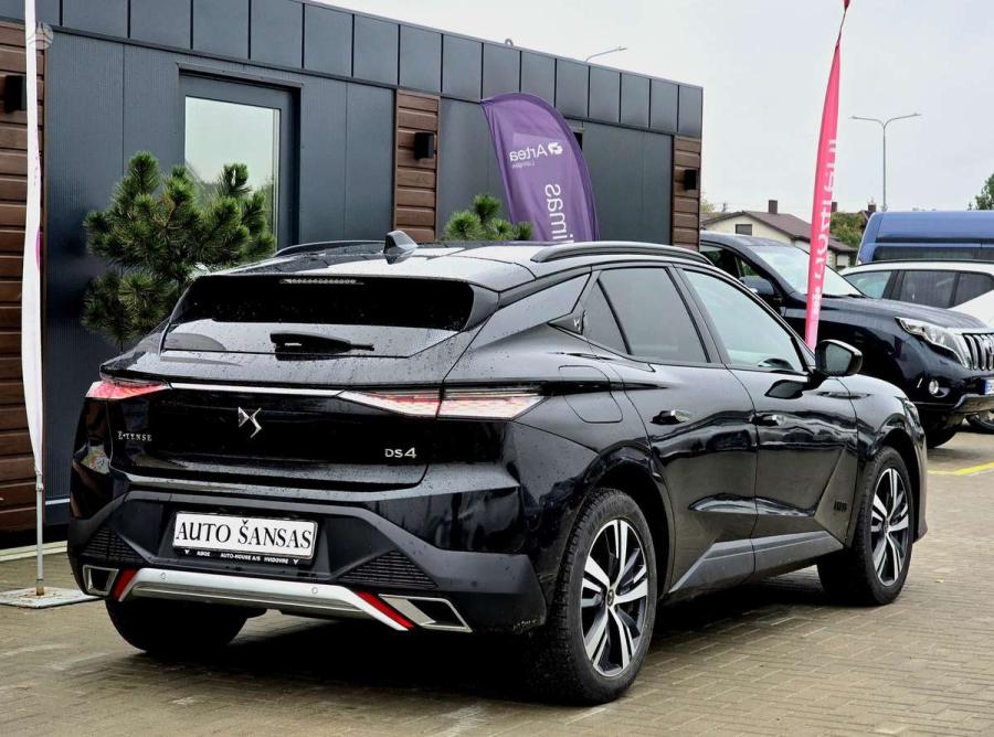 Black DS 4 2022 in Taurage, with an engine capacity of 1.60 L and mileage of 87 thousand km for 19400 €, photo 9 on AUTOMOTO.COM.LV