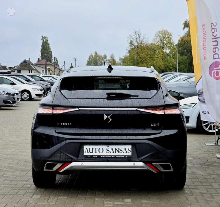 Black DS 4 2022 in Taurage, with an engine capacity of 1.60 L and mileage of 87 thousand km for 19400 €, photo 10 on AUTOMOTO.COM.LV