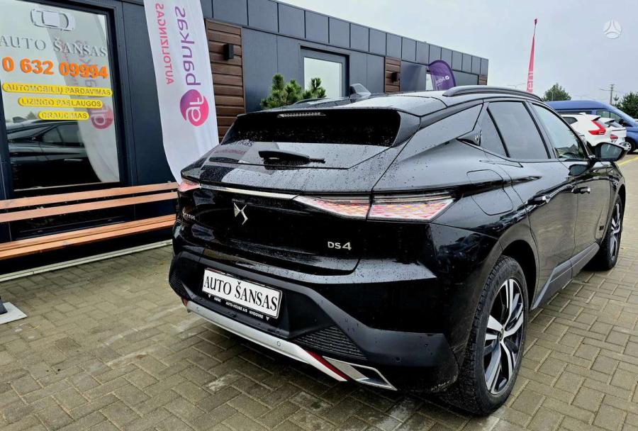 Black DS 4 2022 in Taurage, with an engine capacity of 1.60 L and mileage of 87 thousand km for 19400 €, photo 13 on AUTOMOTO.COM.LV