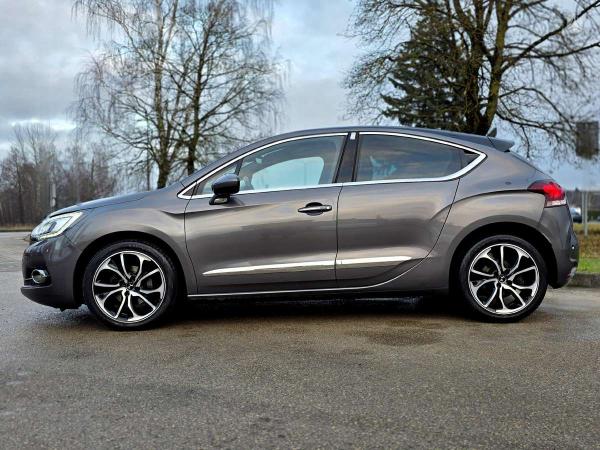 Grey DS 4-crossback 2017 in Taurage, with an engine capacity of 1.20 L and mileage of 151 thousand km for 5300 €, photo 8 on AUTOMOTO.COM.LV
