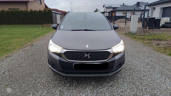 Grey DS 4-crossback 2017 in Taurage, with an engine capacity of 1.20 L and mileage of 149 thousand km for 7200 €, photo 5 on AUTOMOTO.COM.LV