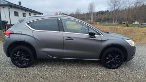 Grey DS 4-crossback 2017 in Taurage, with an engine capacity of 1.20 L and mileage of 149 thousand km for 7200 €, photo 8 on AUTOMOTO.COM.LV
