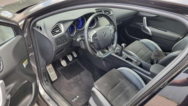 Pelēks DS 4-crossback 2017 Tauragė, ar dzinēja tilpumu 1.20 L un nobraukumu 109 tūkst. km par 5700 €, foto 9 vietnē AUTOMOTO.COM.LV