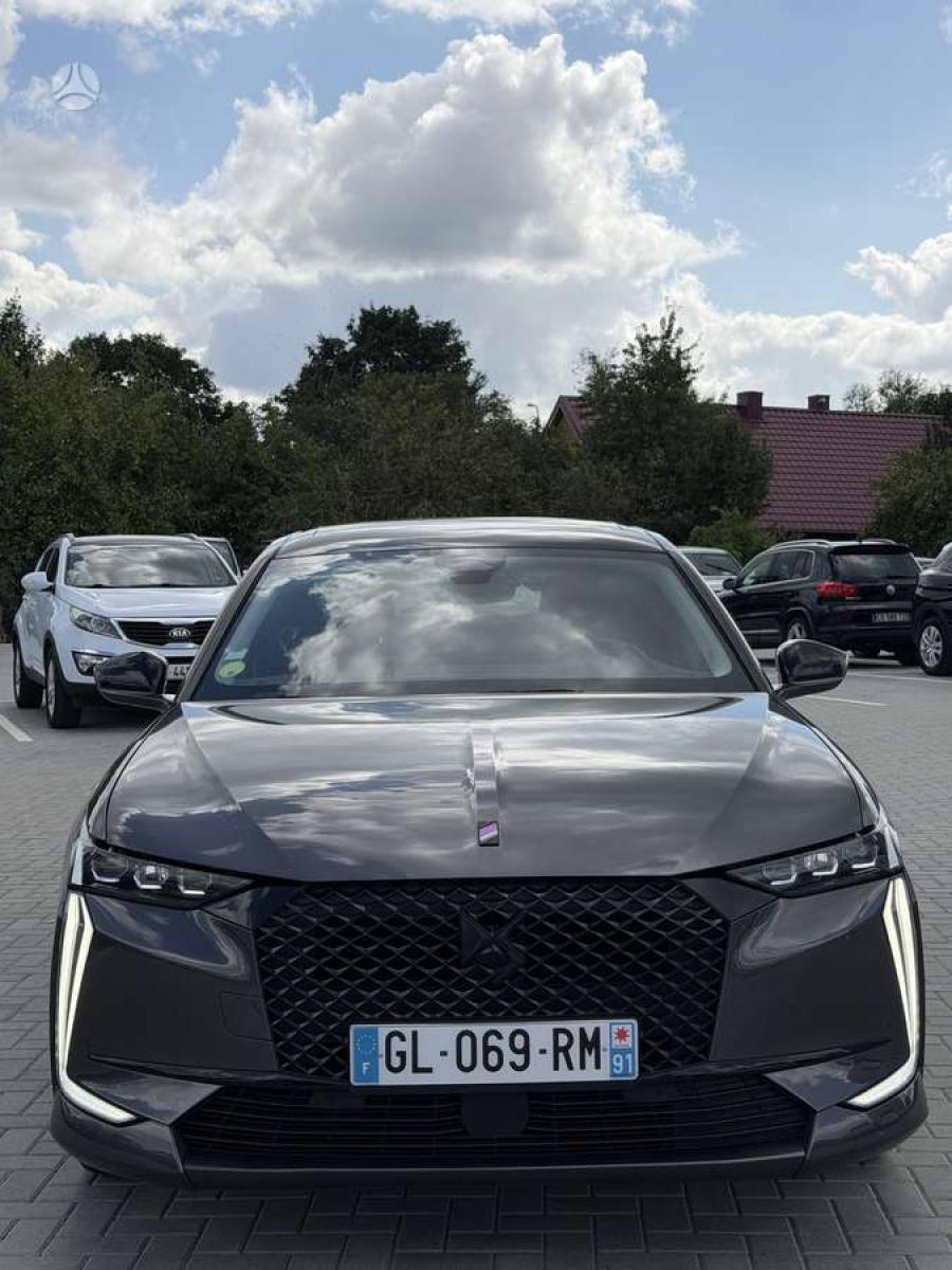 Pelēks DS 4-crossback 2023 Tauragė, ar dzinēja tilpumu 1.50 L un nobraukumu 156 tūkst. km par 16928 €, foto 4 vietnē AUTOMOTO.COM.LV