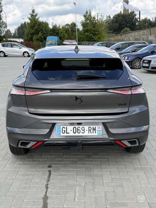 Pelēks DS 4-crossback 2023 Tauragė, ar dzinēja tilpumu 1.50 L un nobraukumu 156 tūkst. km par 16928 €, foto 9 vietnē AUTOMOTO.COM.LV
