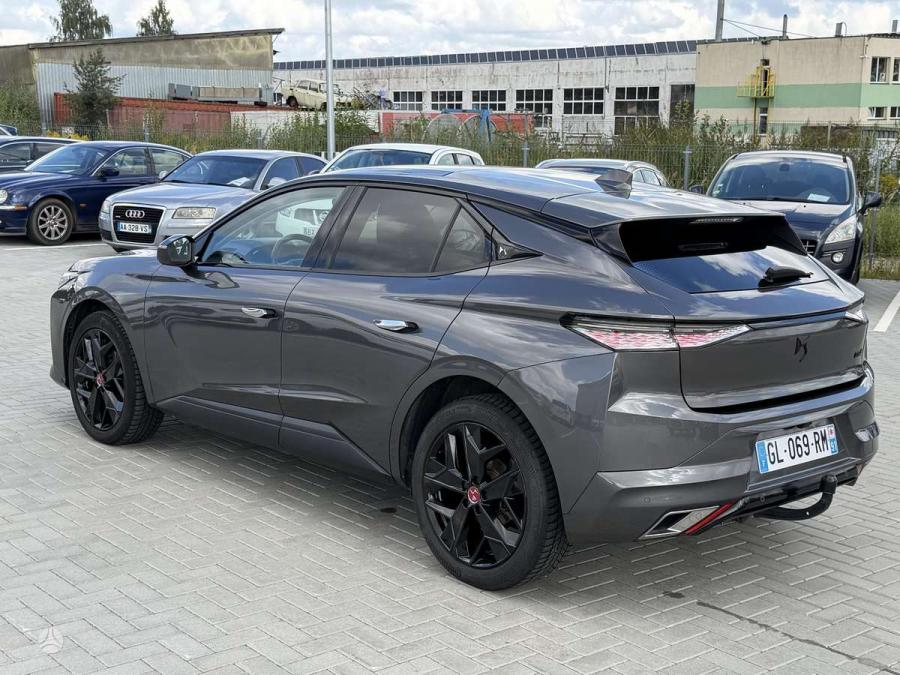 Pelēks DS 4-crossback 2023 Tauragė, ar dzinēja tilpumu 1.50 L un nobraukumu 156 tūkst. km par 16928 €, foto 10 vietnē AUTOMOTO.COM.LV