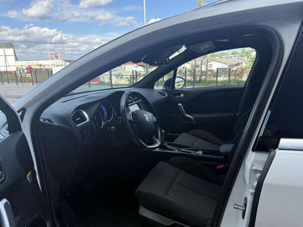 Balts DS 4-crossback 2017 Viļņa, ar dzinēja tilpumu 1.56 L un nobraukumu 209 tūkst. km par 7999 €, foto 10 vietnē AUTOMOTO.COM.LV