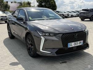 Grey DS 4 2023 in Taurage, with an engine capacity of 1.50 L and mileage of 155 thousand km for 16600 €, photo 3 on AUTOMOTO.COM.LV