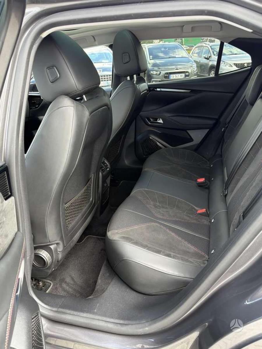 Grey DS 4 2023 in Taurage, with an engine capacity of 1.50 L and mileage of 155 thousand km for 16600 €, photo 31 on AUTOMOTO.COM.LV