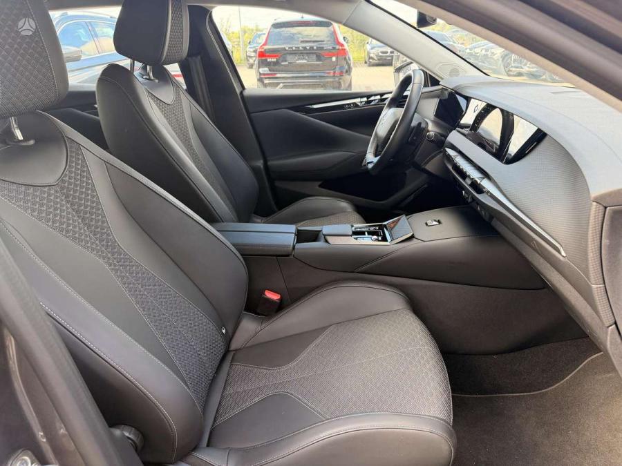 Pelēks DS 4 2024 Šauļi, ar dzinēja tilpumu 1.60 L un nobraukumu 22 tūkst. km par 21990 €, foto 21 vietnē AUTOMOTO.COM.LV