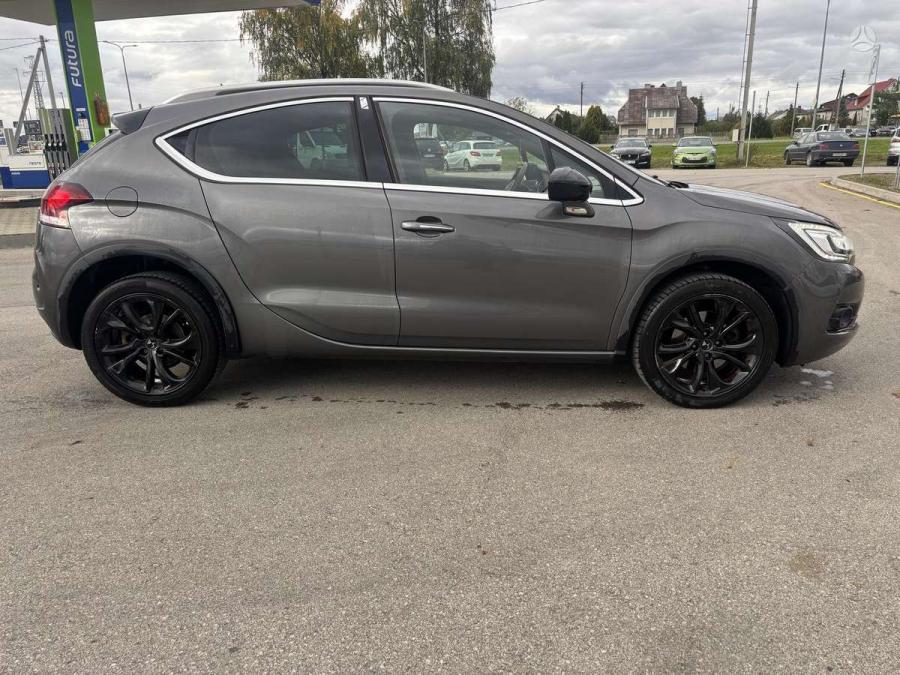 Grey DS 4 2016 in Taurage, with an engine capacity of 1.60 L and mileage of 180 thousand km for 5800 €, photo 7 on AUTOMOTO.COM.LV