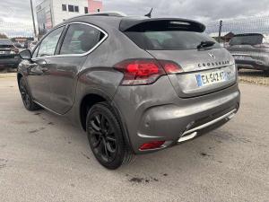 Grey DS 4 2016 in Taurage, with an engine capacity of 1.60 L and mileage of 180 thousand km for 5800 €, photo 8 on AUTOMOTO.COM.LV