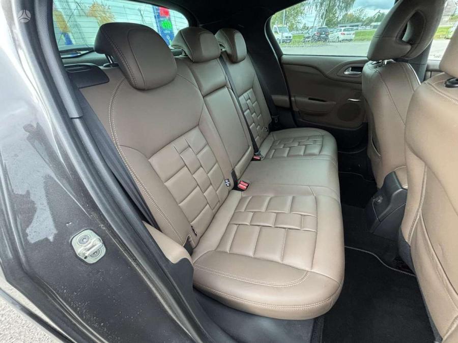 Grey DS 4 2016 in Taurage, with an engine capacity of 1.60 L and mileage of 180 thousand km for 5800 €, photo 21 on AUTOMOTO.COM.LV