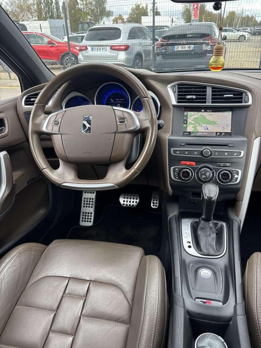 Grey DS 4 2016 in Taurage, with an engine capacity of 1.60 L and mileage of 180 thousand km for 5800 €, photo 23 on AUTOMOTO.COM.LV