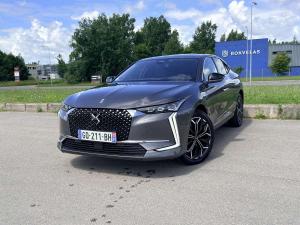 Grey DS 4 2023 in Panevezys, with an engine capacity of 1.60 L and mileage of 199 thousand km for 15990 €, photo 4 on AUTOMOTO.COM.LV