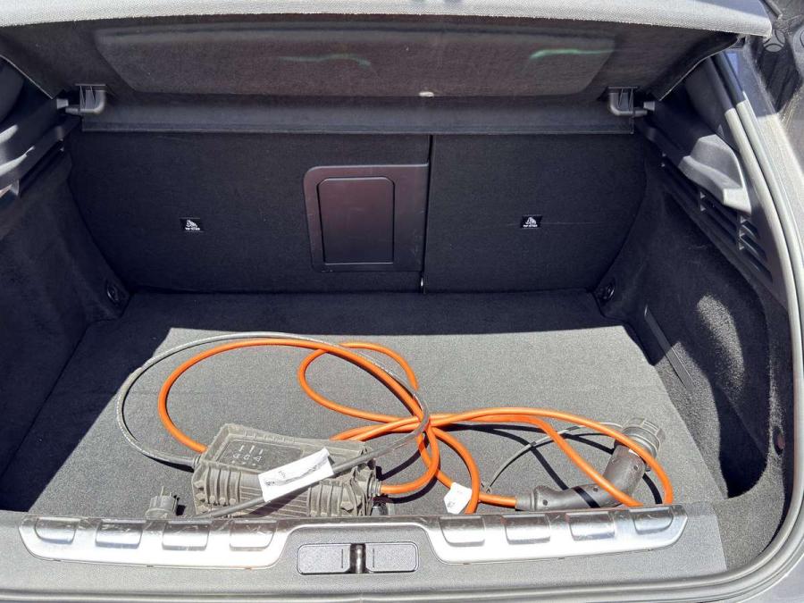 Grey DS 4 2023 in Panevezys, with an engine capacity of 1.60 L and mileage of 199 thousand km for 15990 €, photo 16 on AUTOMOTO.COM.LV