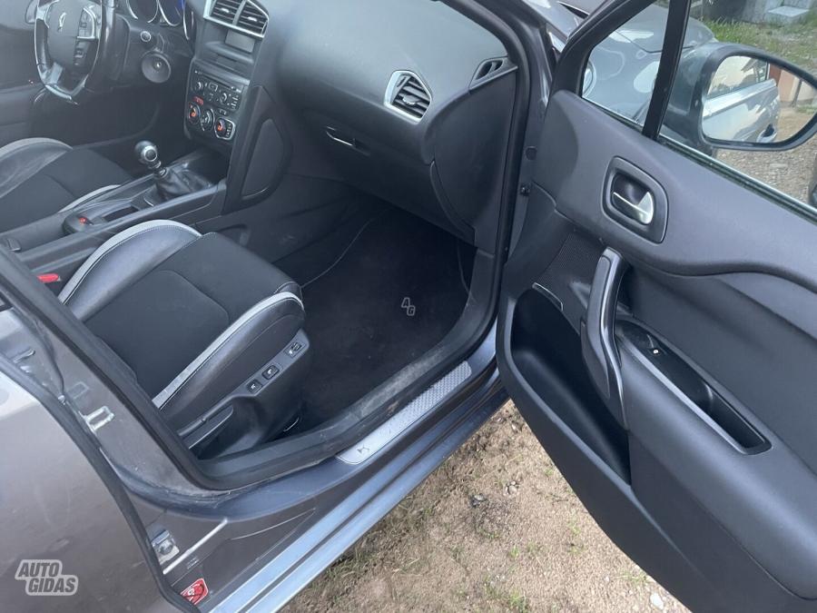 DS 4 2012 in Sakiai, with an engine capacity of 1.60 L and mileage of 251 thousand km for 2500 €, photo 11 on AUTOMOTO.COM.LV