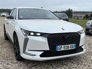 White DS 4 2023 in Vilnius, with an engine capacity of 1.20 L and mileage of 151 thousand km for 15670 €, photo 3 on AUTOMOTO.COM.LV