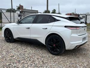 White DS 4 2023 in Vilnius, with an engine capacity of 1.20 L and mileage of 151 thousand km for 15670 €, photo 5 on AUTOMOTO.COM.LV