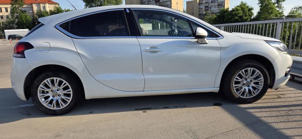 Белый DS 4 2016 в Вильнюс, объемом двигателя 1.60 л и пробегом 153 тыс. км за 5600 €, фото 8 на AUTOMOTO.COM.LV