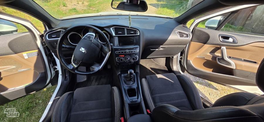White DS 4 2016 in Vilnius, with an engine capacity of 1.60 L and mileage of 153 thousand km for 5600 €, photo 19 on AUTOMOTO.COM.LV