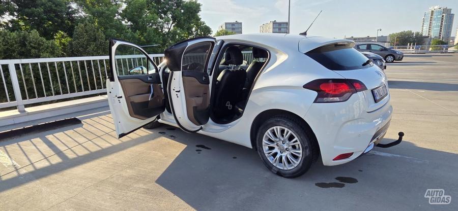 White DS 4 2016 in Vilnius, with an engine capacity of 1.60 L and mileage of 153 thousand km for 5600 €, photo 27 on AUTOMOTO.COM.LV