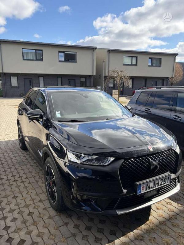 Black DS 7 2022 in Klaipeda, with an engine capacity of 1.50 L and mileage of 170 thousand km for 18000 €, photo 3 on AUTOMOTO.COM.LV