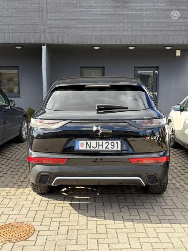Black DS 7 2022 in Klaipeda, with an engine capacity of 1.50 L and mileage of 170 thousand km for 18000 €, photo 4 on AUTOMOTO.COM.LV