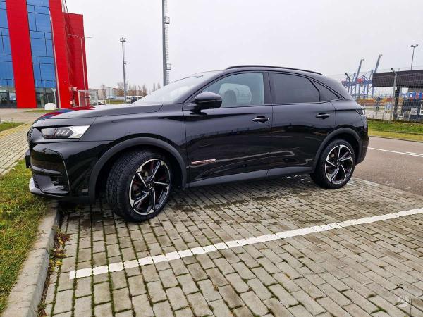 Black DS 7 Crossback 2018 in Klaipeda, with an engine capacity of 2.00 L and mileage of 249 thousand km for 19999 €, photo 9 on AUTOMOTO.COM.LV