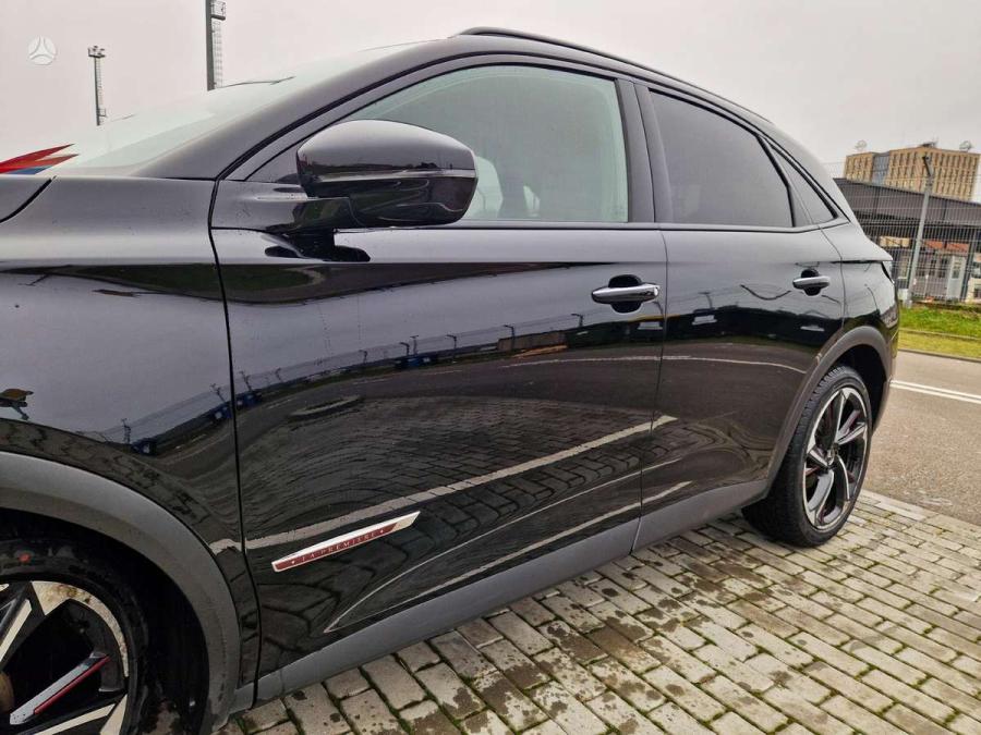 Black DS 7 Crossback 2018 in Klaipeda, with an engine capacity of 2.00 L and mileage of 249 thousand km for 19999 €, photo 10 on AUTOMOTO.COM.LV
