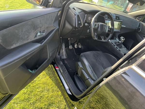 Melns DS 7 Crossback 2018 Klaipėda, ar dzinēja tilpumu 1.50 L un nobraukumu 167 tūkst. km par 11800 €, foto 5 vietnē AUTOMOTO.COM.LV