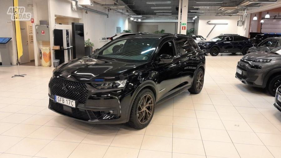 Black DS 7 Crossback 2020 in Kaunas, with an engine capacity of 0.00 L and mileage of 78 thousand km for 30289 €, photo 1 on AUTOMOTO.COM.LV