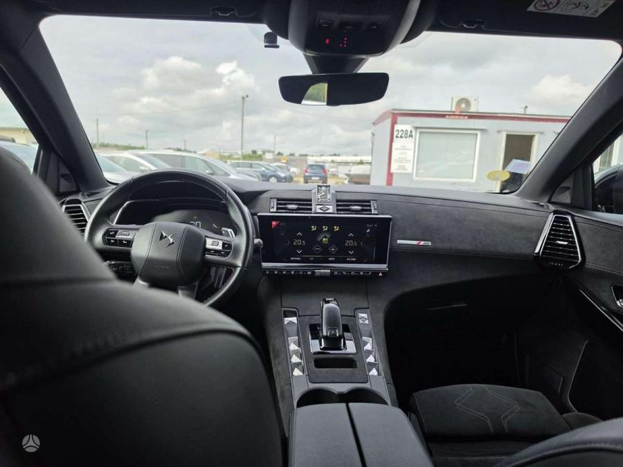 Melns DS 7 Crossback 2022 Viļņa, ar dzinēja tilpumu 1.50 L un nobraukumu 160 tūkst. km par 19723 €, foto 9 vietnē AUTOMOTO.COM.LV