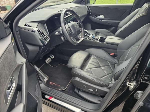 Black DS 7 Crossback 2022 in Klaipeda, with an engine capacity of 1.60 L and mileage of 177 thousand km for 20558 €, photo 9 on AUTOMOTO.COM.LV