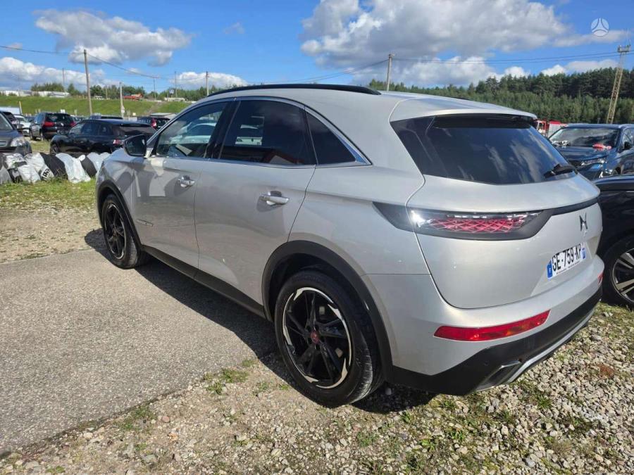 Melns DS 7 Crossback 2022 Viļņa, ar dzinēja tilpumu 1.60 L un nobraukumu 116 tūkst. km par 18029 €, foto 6 vietnē AUTOMOTO.COM.LV