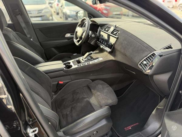 Melns DS 7 Crossback 2023 Tauragė, ar dzinēja tilpumu 1.50 L un nobraukumu 211 tūkst. km par 16900 €, foto 5 vietnē AUTOMOTO.COM.LV