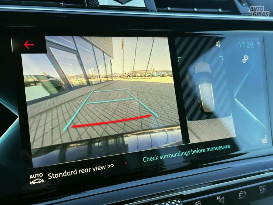 Blue DS 7 Crossback 2022 in Kaunas, with an engine capacity of 1.60 L and mileage of 192 thousand km for 18900 €, photo 15 on AUTOMOTO.COM.LV