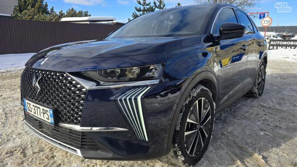 Zils DS 7 Crossback 2023 Kauņa, ar dzinēja tilpumu 1.60 L un nobraukumu 57 tūkst. km par 25200 €, foto  vietnē AUTOMOTO.COM.LV