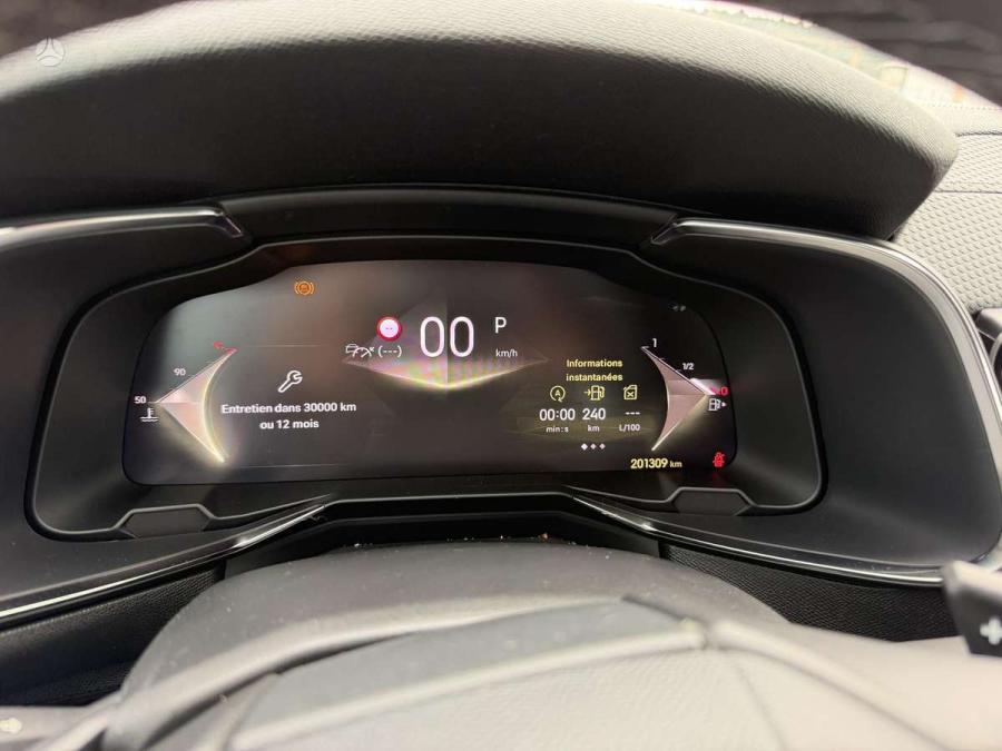 Zils DS 7 Crossback 2023 Viļņa, ar dzinēja tilpumu 1.50 L un nobraukumu 201 tūkst. km par 18890 €, foto 23 vietnē AUTOMOTO.COM.LV