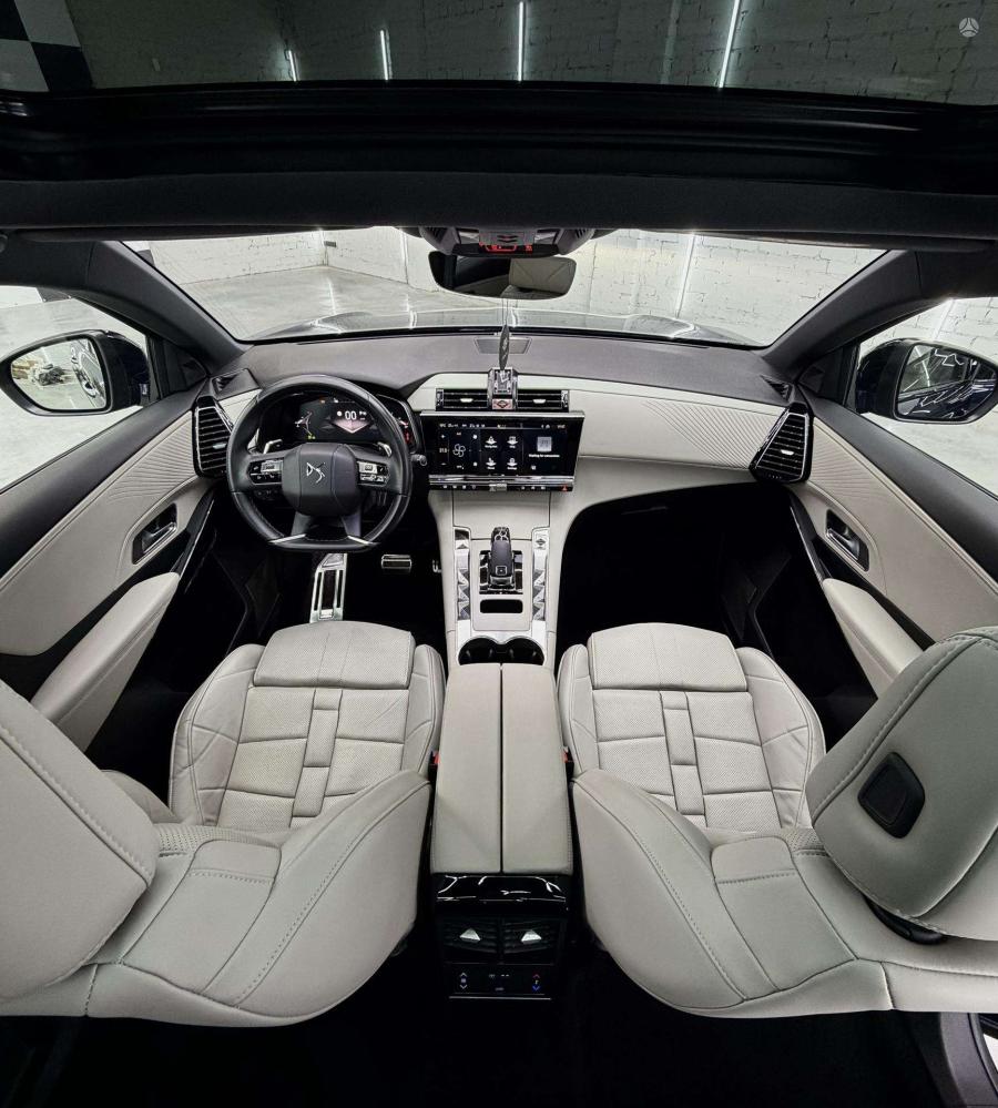 Синий DS 7 Crossback 2023 в Таураге, объемом двигателя 1.50 л и пробегом 146 тыс. км за 21500 €, фото 40 на AUTOMOTO.COM.LV