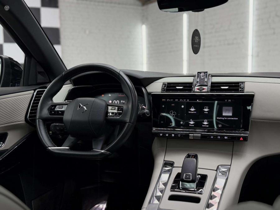 Синий DS 7 Crossback 2023 в Таураге, объемом двигателя 1.50 л и пробегом 146 тыс. км за 21500 €, фото 49 на AUTOMOTO.COM.LV
